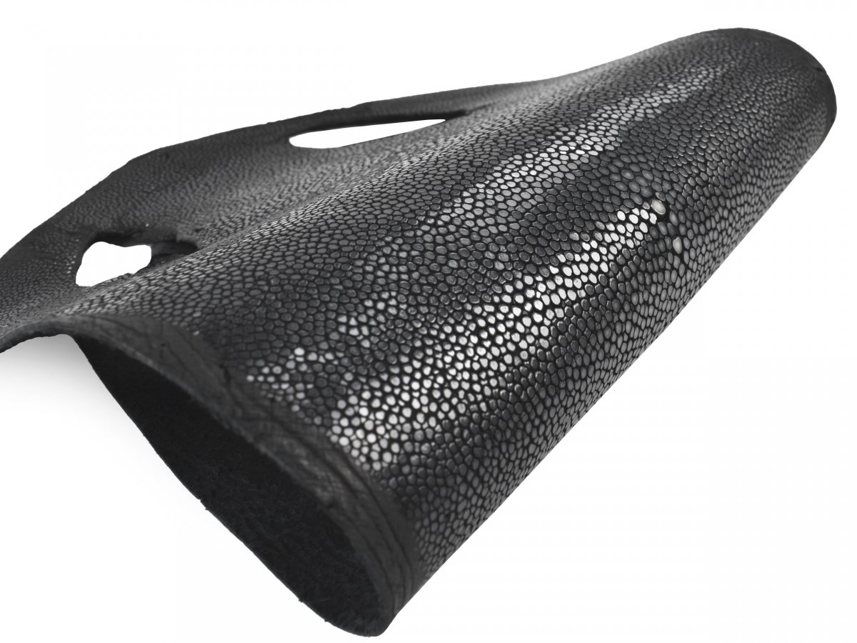 Fish Leather Hides: Eel, Salmon, Shark, Carp, Stingray | BuyLeatherOnline