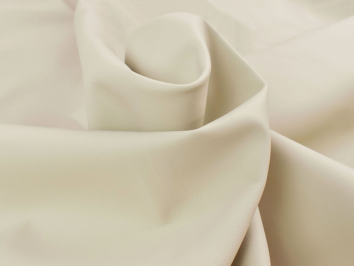 Plain Cowhide Leather For Upholstery & Furniture | BuyLeatherOnline